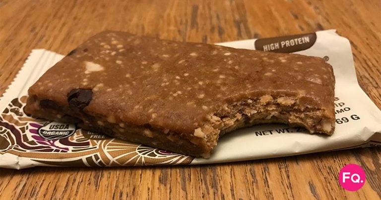 5 Best Vegan Protein Bars To Buy in 2023 (Tried & Tested) - Femniqe